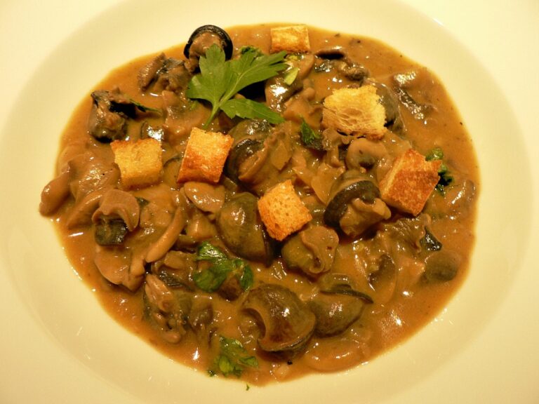 Stewed Snails with Mushrooms – Flexitarian Kitchen